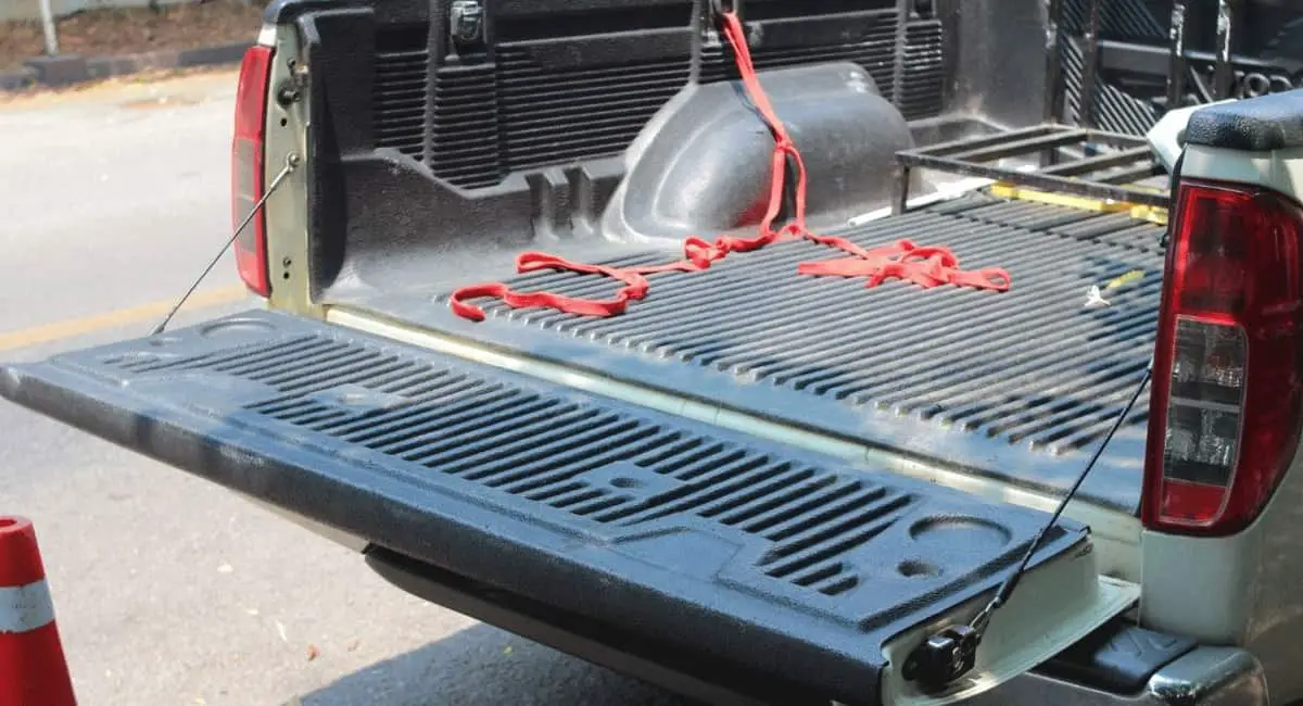 Best Tailgate Ladder for Pickup Trucks: Reviews and Complete Buying ...