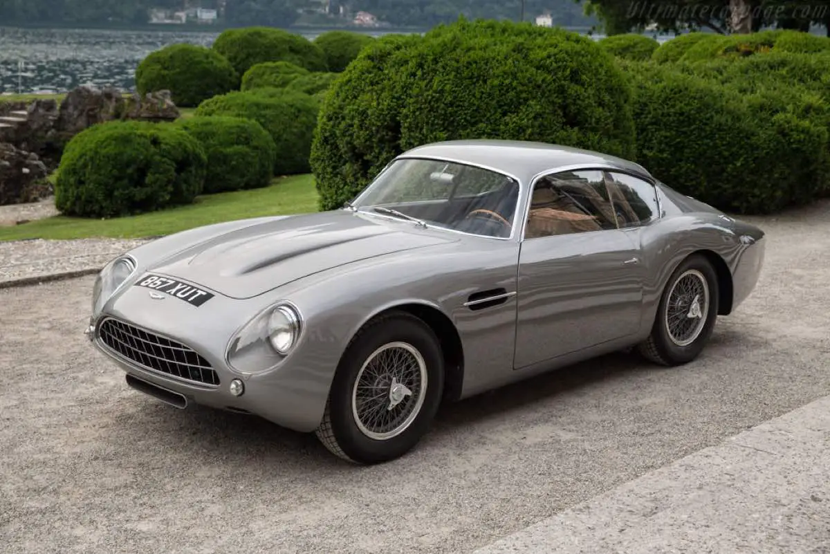 18 Most Unique Classic Cars (Breathtaking)