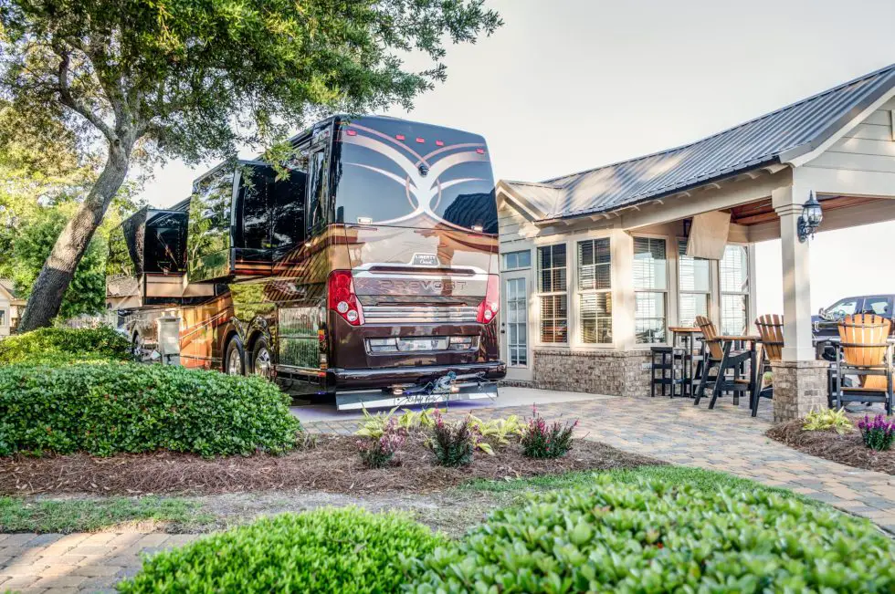 Luxury on the Gulf Coast: A Personal Experience at Heritage Motorcoach ...